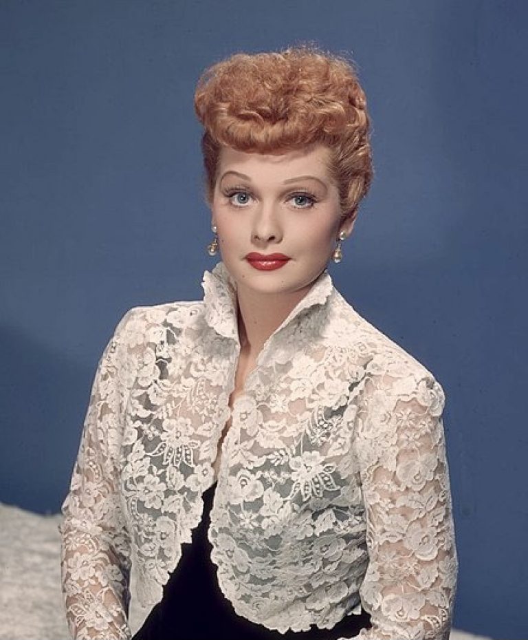 Remembering Lucille Désirée Ball | PureHistory